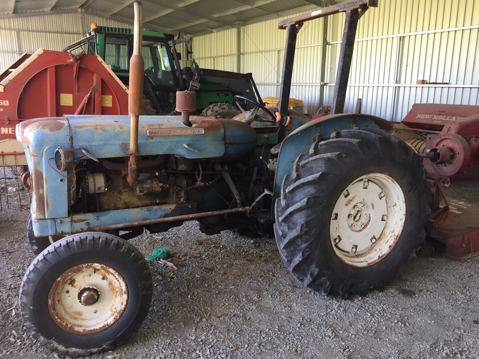 Lot 39 - Fordson Super Major Tractor | AuctionsPlus
