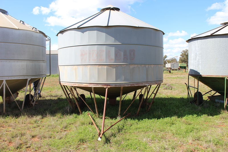 LOT 36 - 20 tonne Nelson field bin | AuctionsPlus