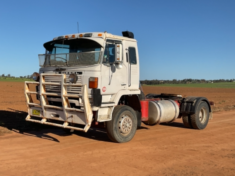 Lot 4 - Nissan UD Prime Mover | AuctionsPlus