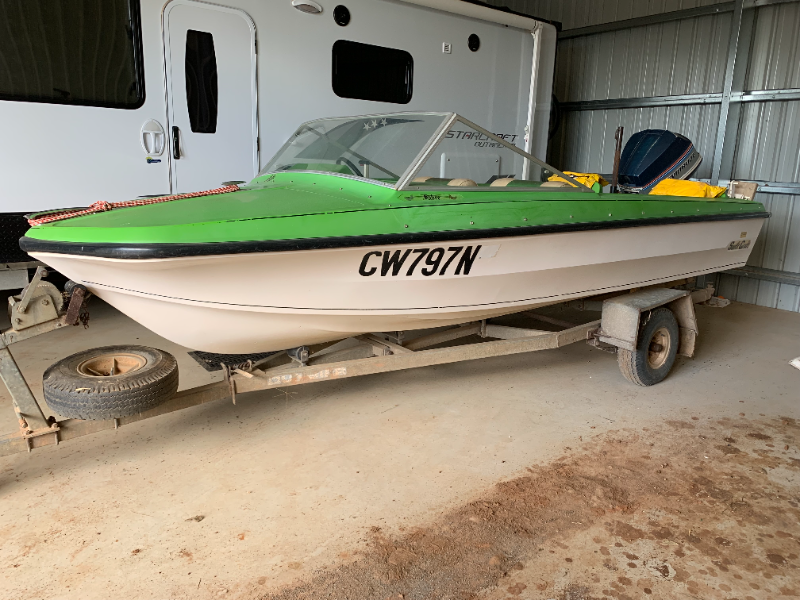 Lot 24 - Swiftcraft Outboard Speed Boat | AuctionsPlus