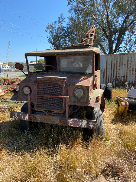 Lot 118 - Chevy Blitz Crane Truck | AuctionsPlus