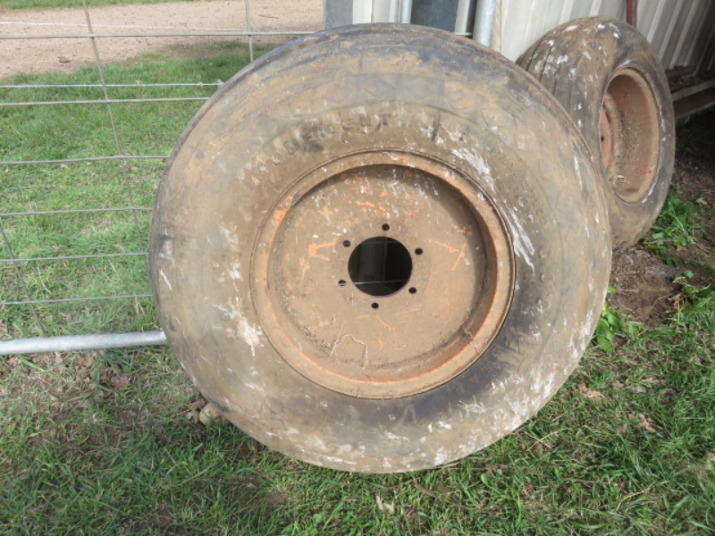 Lot 61 - Front wheel to suit Ford 6610 tractor | AuctionsPlus