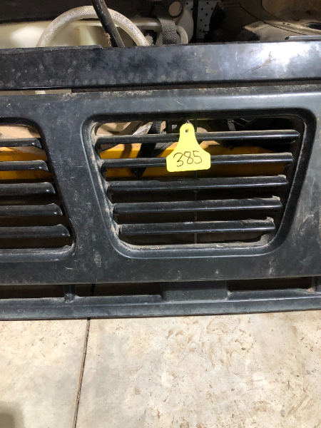 Lot 385 - Nissan Patrol GQ grille | AuctionsPlus