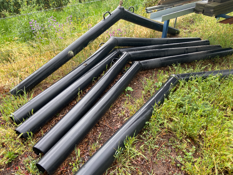 Lot 91 - 6x 6' Black Brute Irrigation Syphons | AuctionsPlus