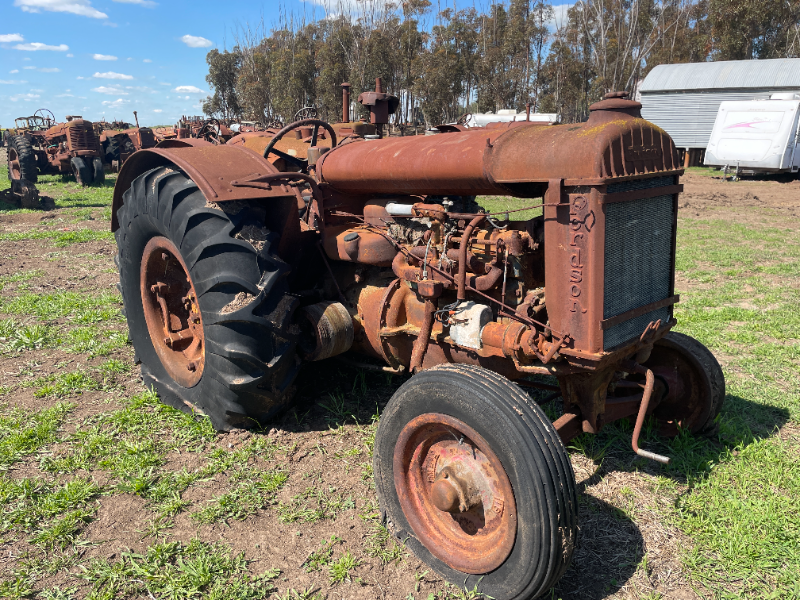 Lot 176 - Fordson N Model Tractor | AuctionsPlus