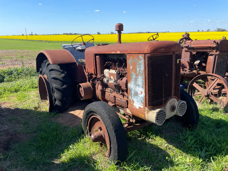 Lot 236 - Sift TD-4 Tractor | AuctionsPlus