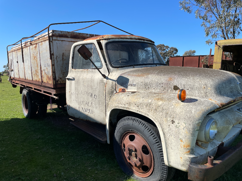 Lot 312 - Ford V8 Tipper Truck | AuctionsPlus