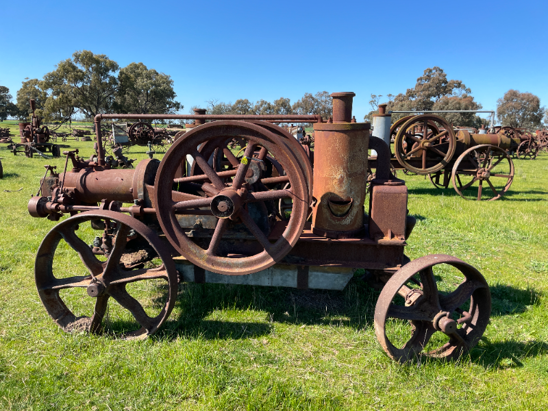 Lot 363 - Austral Oil Engine Hot Bulb No. 2211 | AuctionsPlus