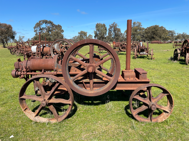 Lot 380 - Austral Oil Engine Hot Bulb No. 421 | AuctionsPlus