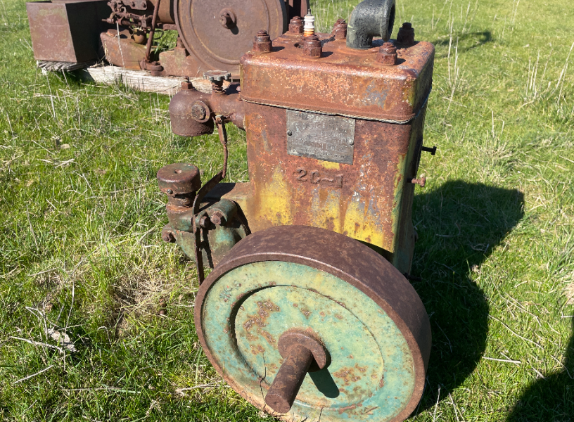 Lot 636 - Roseberry 2hp Stationary Engine | AuctionsPlus