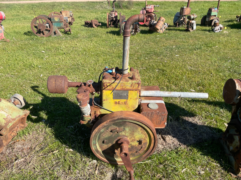 Lot 687 - Roseberry Stationary Engine | AuctionsPlus