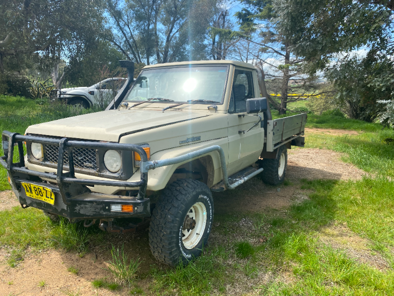 Lot 49 - Land Cruiser Ute | AuctionsPlus