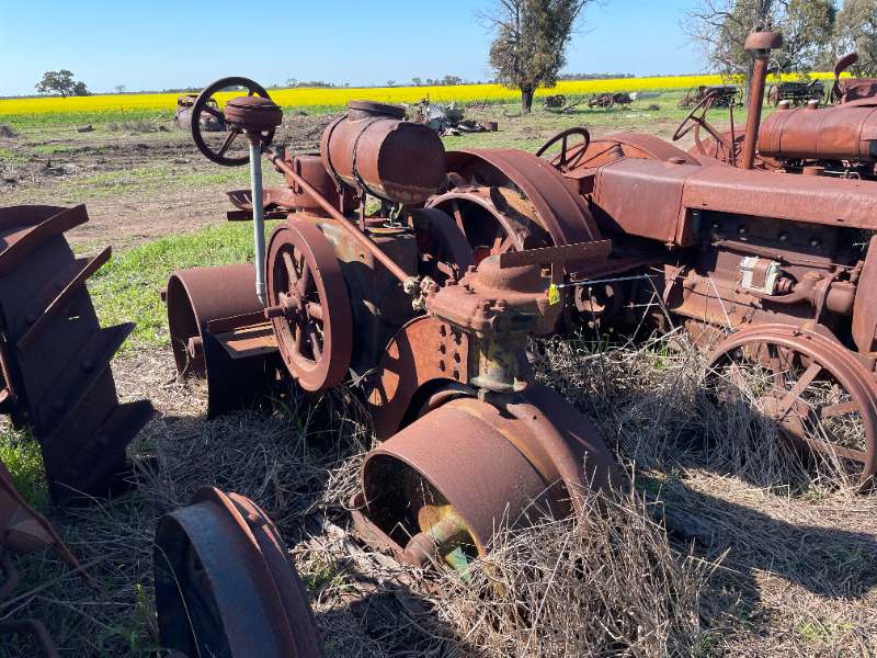 Lot 1041 - McDonald Footpath Roller | AuctionsPlus