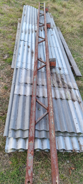 Lot 147 - SECOND HAND ZINC CORRUGATED SHEETS APPROX. 4500MM LONG ...