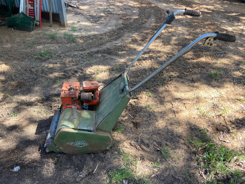 Lot 152 - Scott Bonnar Greens Keeper Mower & Roller | AuctionsPlus