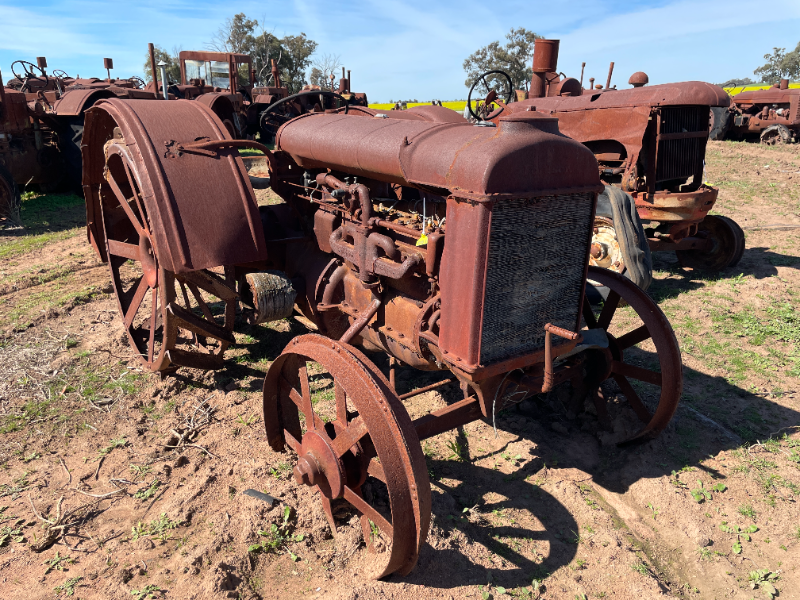 Lot 881 - Fordson F Model Tractor | AuctionsPlus