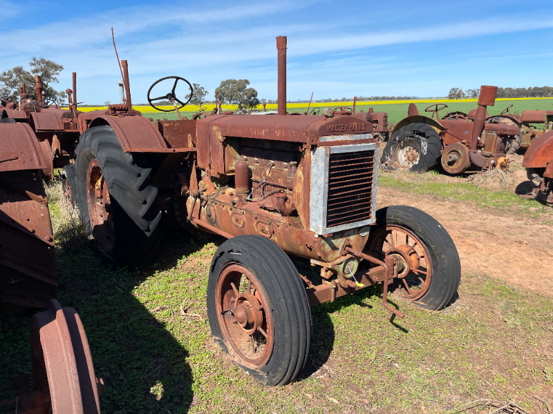 Lot 892 - Massey Harris 25 Pacemaker Tractor | AuctionsPlus