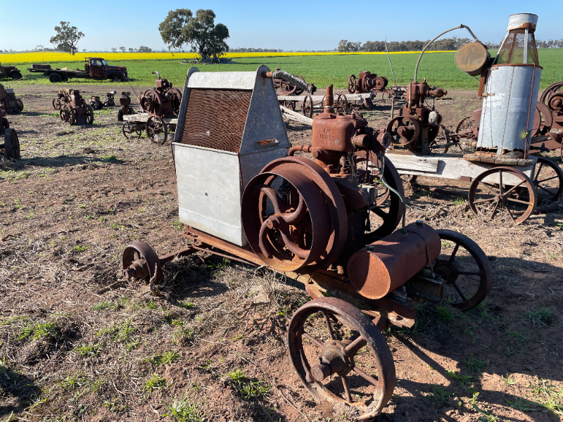 Lot 940 - Lister J 3hp Stationary Engine on Transport | AuctionsPlus