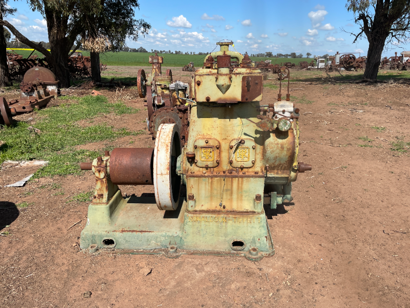 Lot 1092 - Ruston Hornsby Twin Cylinder Diesel Engine | AuctionsPlus