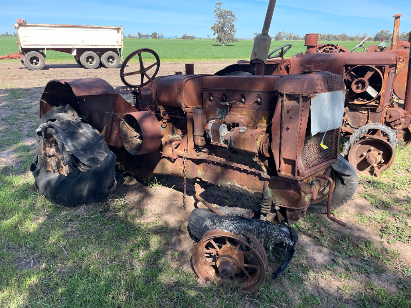 Lot 838 - Oliver Hart-Parr 18-28 Tractor | AuctionsPlus