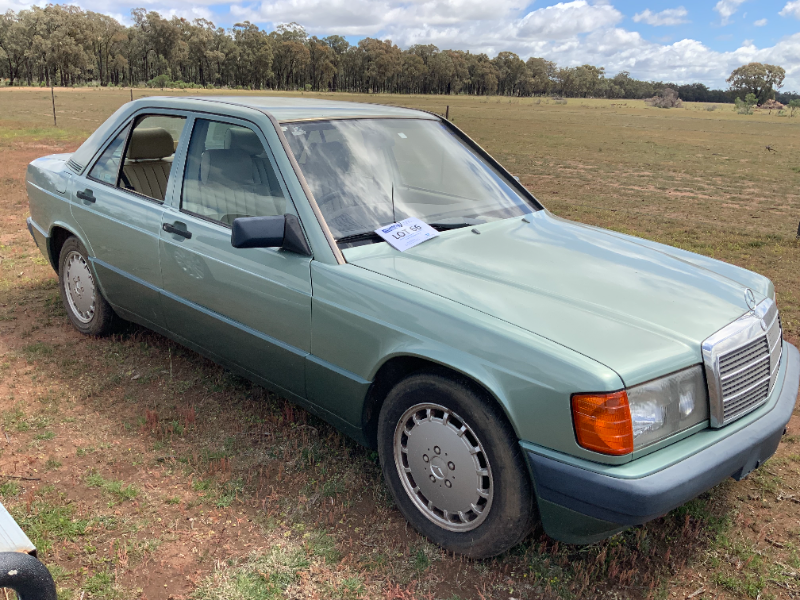 Lot 66 - 1990 Mercedes Benz 180E | AuctionsPlus