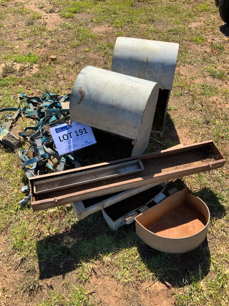 Lot 191 - Ram harness & feeders | AuctionsPlus