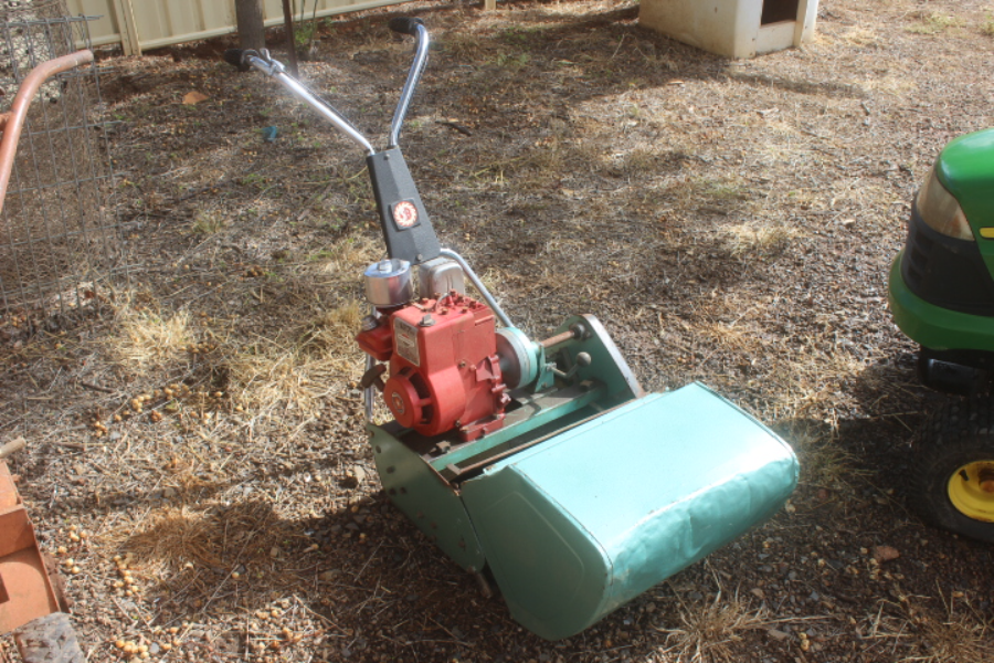 Lot 141 - Scott Bonner Mower | AuctionsPlus