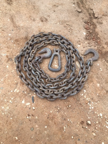 Lot 110 - 5 metre snig chain | AuctionsPlus