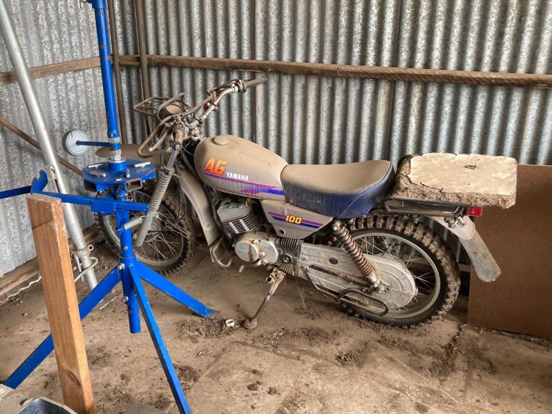 Lot 21 - Yamaha AG 100 Motorbike | AuctionsPlus