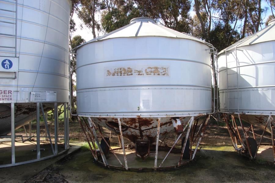 Lot 42 - Nelson 20t Field Bin | AuctionsPlus