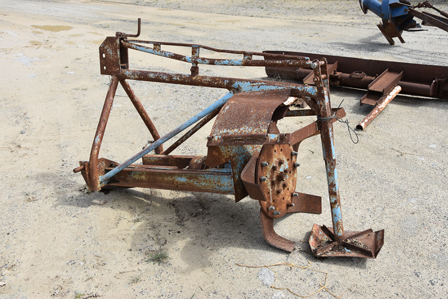Lot 26 - Drain Spinner | AuctionsPlus
