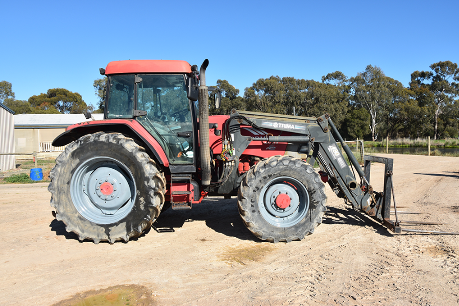 Lot 1 - McCormick MC120 Tractor | AuctionsPlus