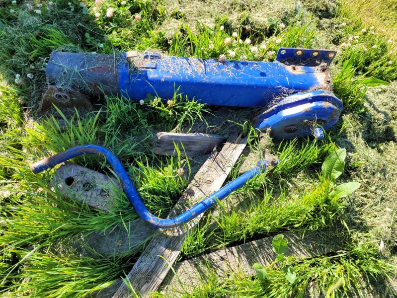 Lot 74 - Semi Trailer Wind Down Leg | AuctionsPlus