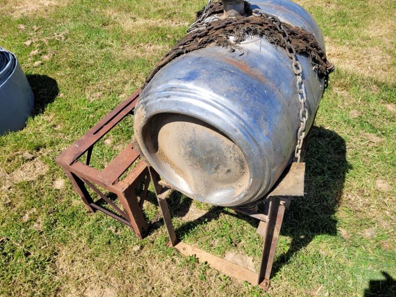 Lot 168 - Small Fuel Tank on Stand | AuctionsPlus