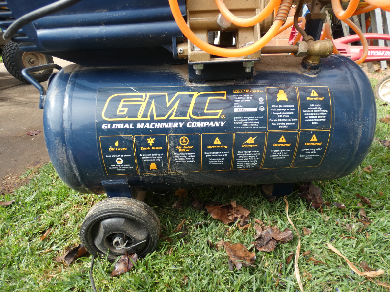 Lot 76 - GML AIR COMPRESSOR | AuctionsPlus