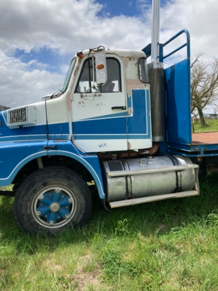 Lot 114 - Volvo N12 Truck | AuctionsPlus