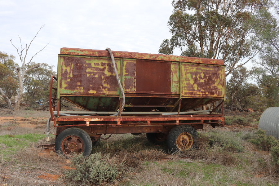 Lot 44 - Pig trailer with bin | AuctionsPlus