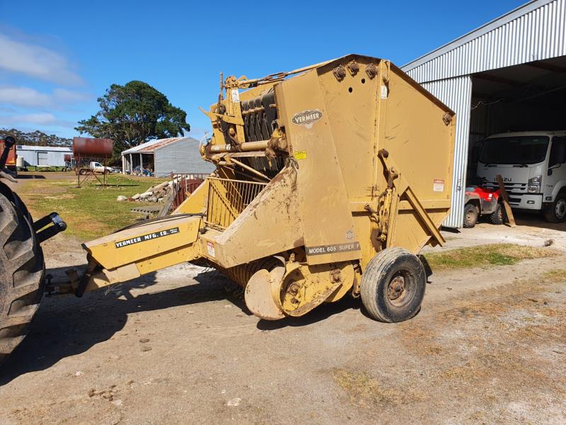 Lot 48 - 1982 Vermeer 605f hay baler | AuctionsPlus