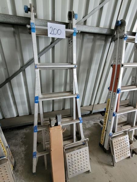 Lot 200 - Transformer Ladder | AuctionsPlus