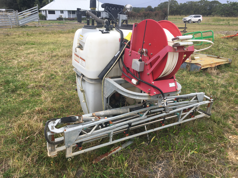 Lot 36 - Croplands LA300/1602 300L, 3PL spray unit | AuctionsPlus