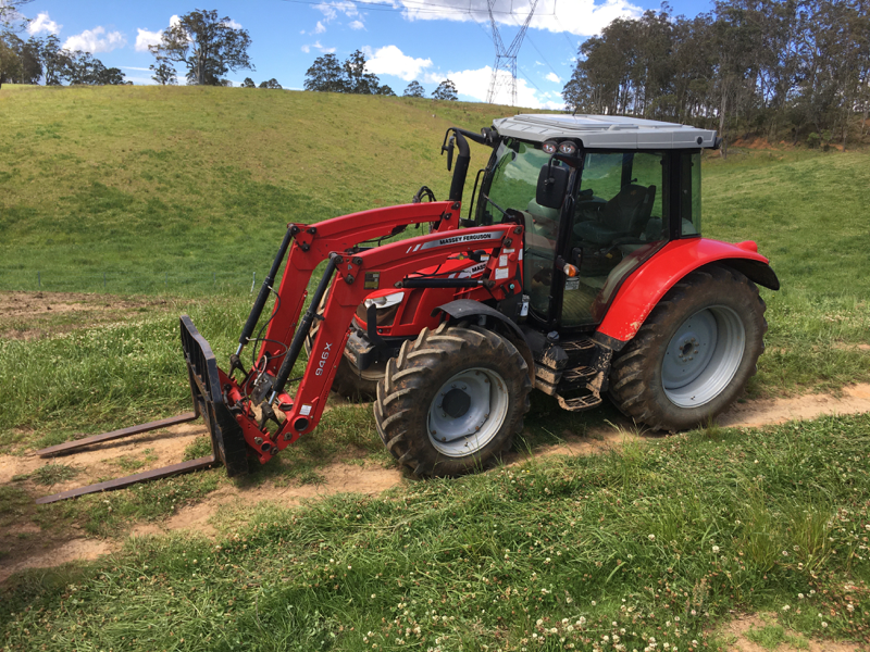 Lot 106 - Massey Ferguson 5610 Dyna 4 w/ FEL | AuctionsPlus