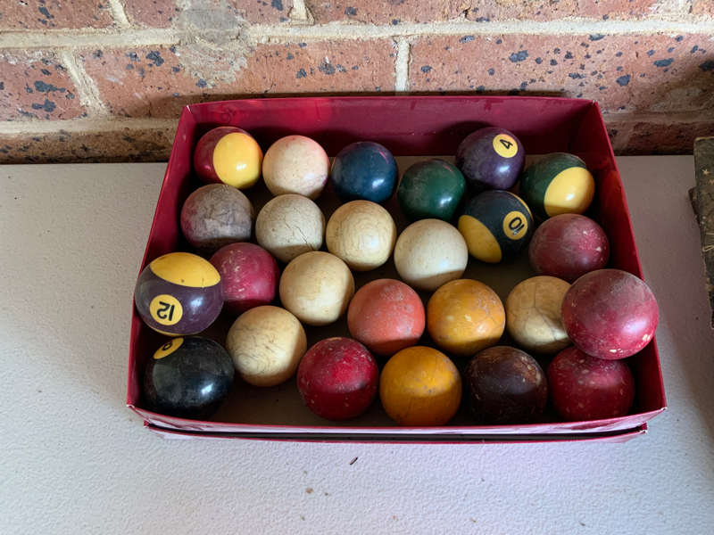Lot 357 - Ivory billiard balls | AuctionsPlus