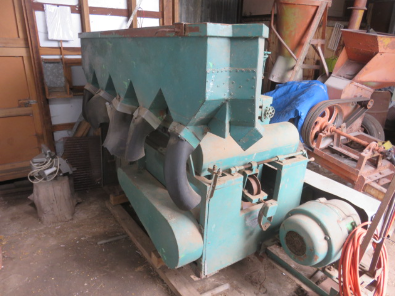 Lot 50 - Kipp Kelley Seed Gravity Table 3 Phase | AuctionsPlus