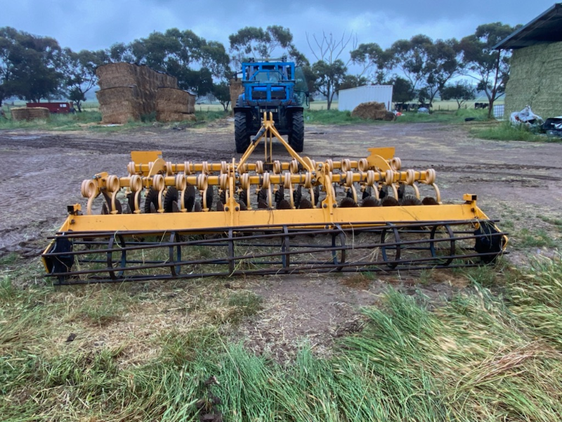Lot 4 - Farm Tech Speed Tiller | AuctionsPlus