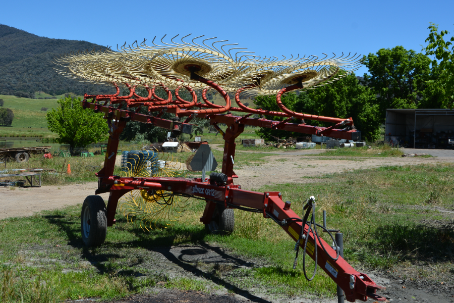 Lot 10 - Sitrex QR12 Hay Rake | AuctionsPlus