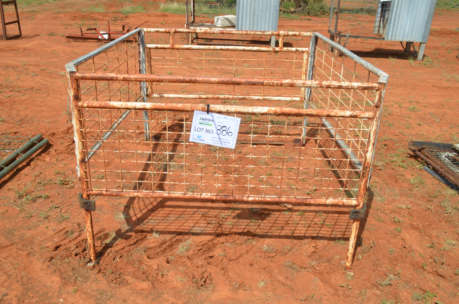 Lot 386 - Mesh Crate with legs | AuctionsPlus