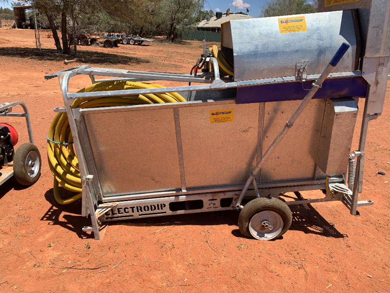 Lot 21 - Electrodip Sheep Jetter | AuctionsPlus