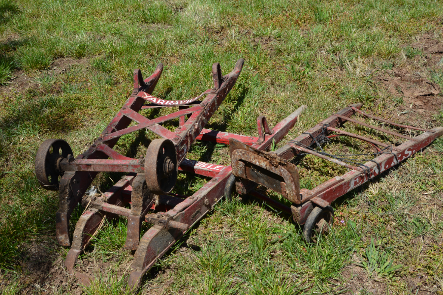 Lot 93 - Vintage Hand Trolley | AuctionsPlus
