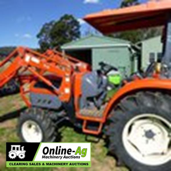 Lot 108 - Kioti Daedong EX50 Tractor + FEL (AS-New) | AuctionsPlus