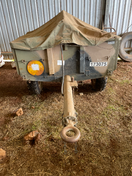 Lot 85 - Army Trailer | AuctionsPlus